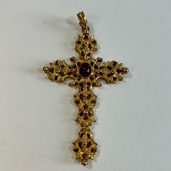 Avon | Jewelry | Vintage Avon Abbey Filigree Romanesque Cross Pendant ...